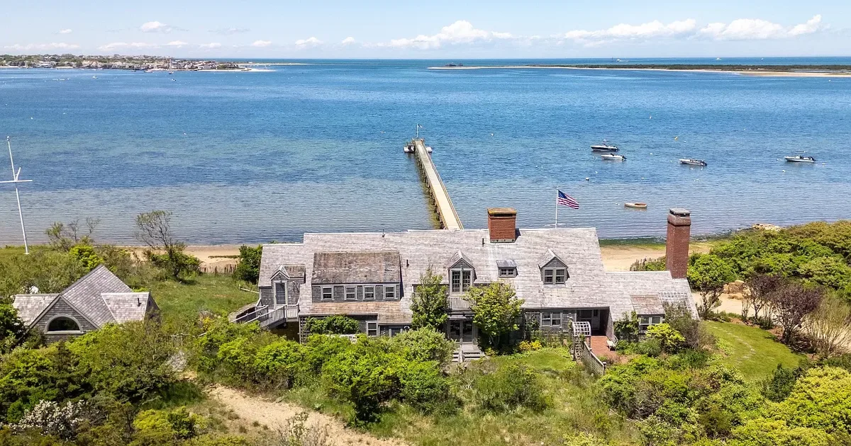 Nantucket Current | Waterfront Compound On Nantucket Harbor Sells For…