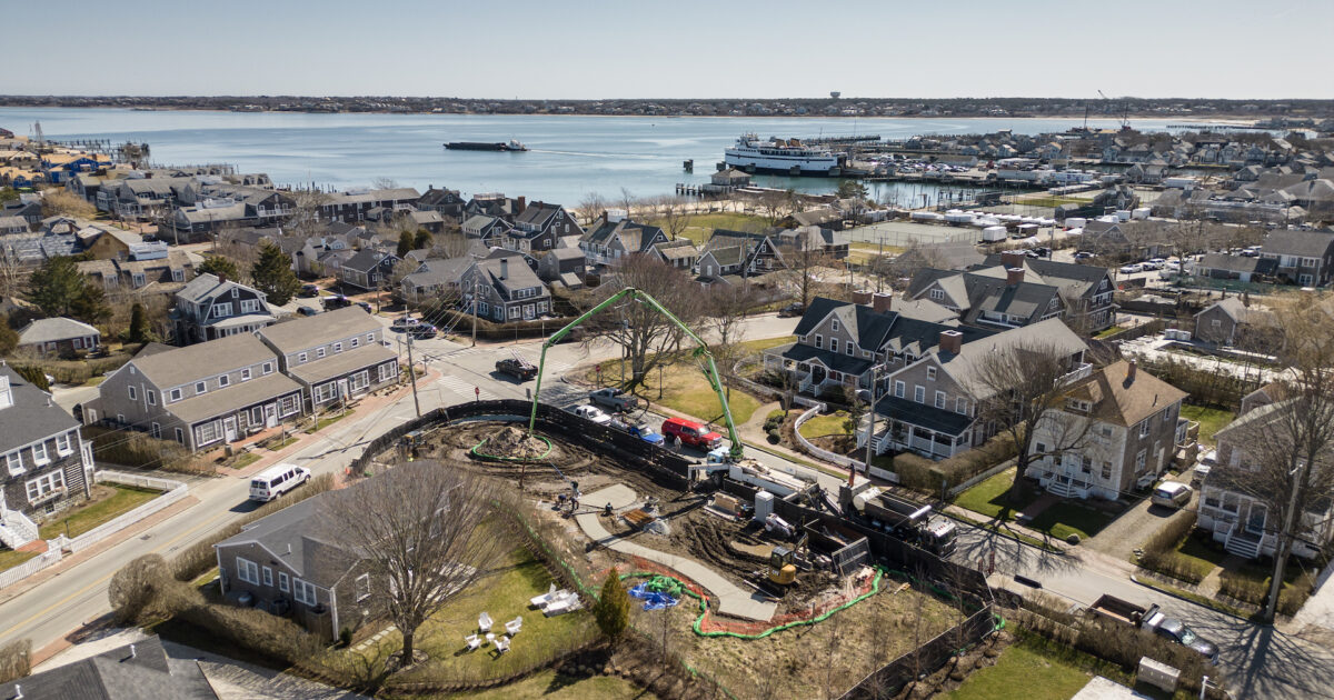 Nantucket Current | Land Bank Constructing "Rain Garden" On Easton…