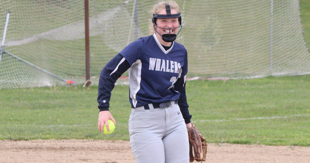 Nantucket Current | Softball Bounces Back Against Barnstable