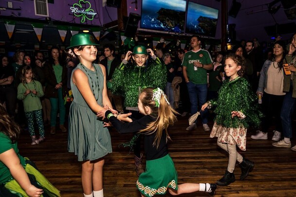 Nantucket Current | Photo Gallery: Irish Rambles At The Muse