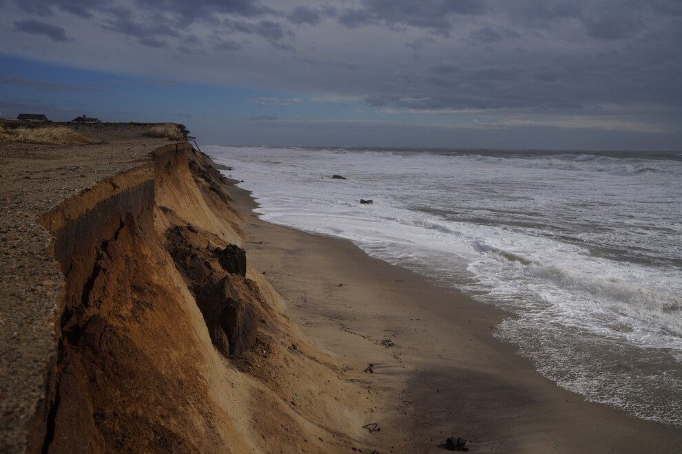 Nantucket Current | PHOTOS: Storm Causes South Shore Erosion,…