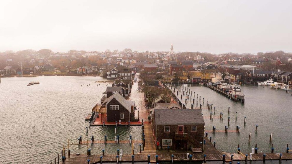 Nantucket Current | PHOTOS: Extensive Downtown Flooding After Another…