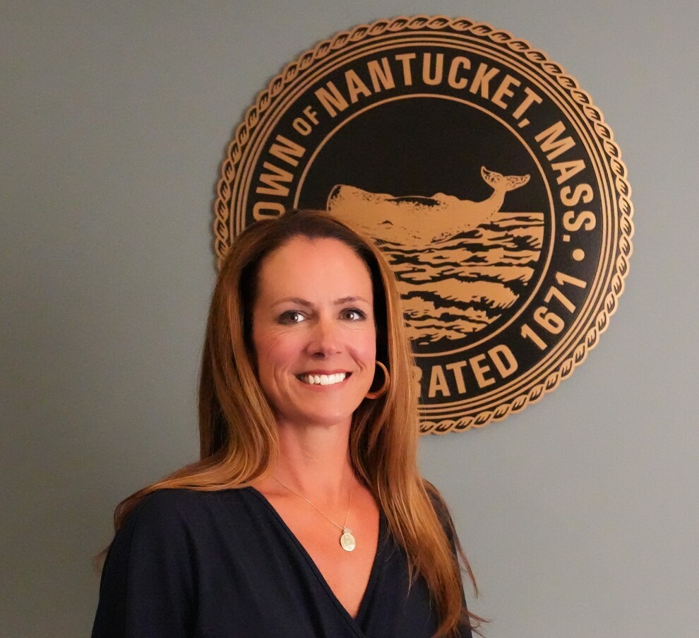 Nantucket Current | Under Protest, Commission Votes To Ratify Snell's…