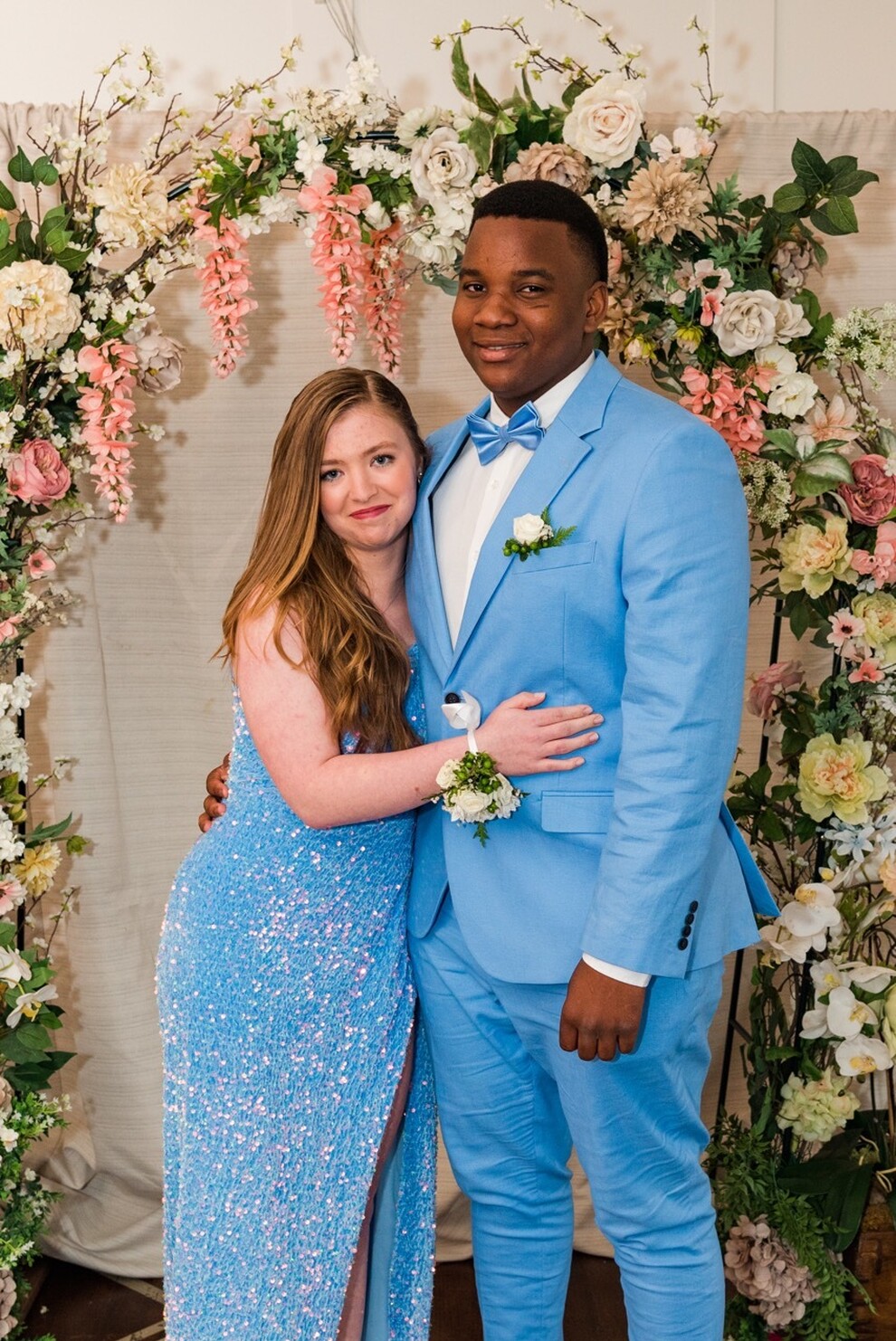 Nantucket Current | Photo Gallery: NHS Junior Prom