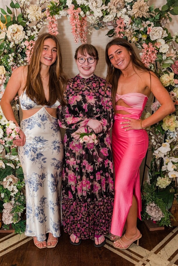Nantucket Current | Photo Gallery: NHS Junior Prom