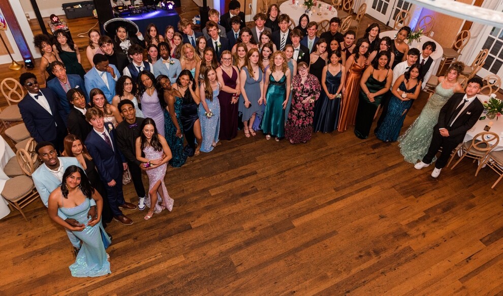 Nantucket Current | Photo Gallery: NHS Junior Prom