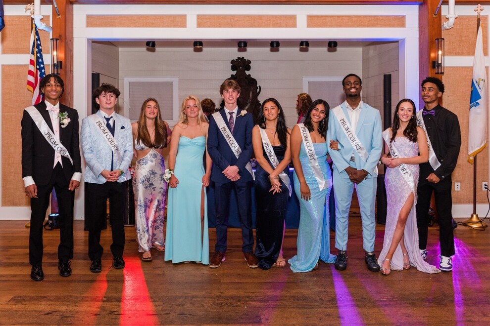 Nantucket Current | Photo Gallery: NHS Junior Prom